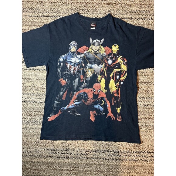 MAD Engine | Shirts | Vintage Mad Engine Marvel Avengers Big Print Tee ...